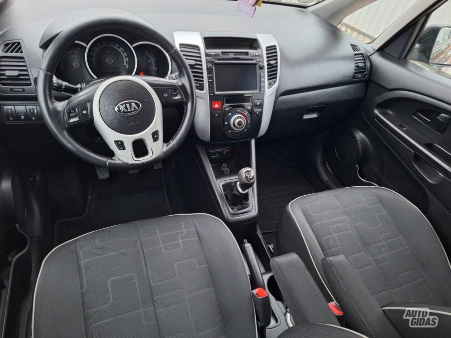 Black Kia Venga 2015 in Marijampole, with an engine capacity of 1.60 L and mileage of 145 thousand km for 4850 €, photo 10 on AUTOMOTO.COM.LV
