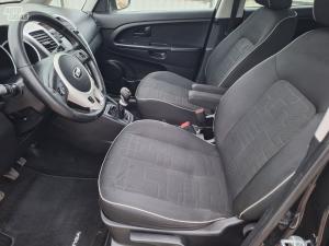 Black Kia Venga 2015 in Marijampole, with an engine capacity of 1.60 L and mileage of 145 thousand km for 4850 €, photo 11 on AUTOMOTO.COM.LV