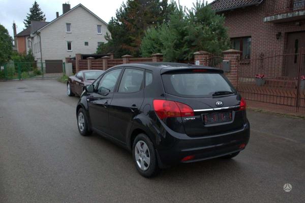 Black Kia Venga 2017 in Klaipeda, with an engine capacity of 1.59 L and mileage of 64 thousand km for 9300 €, photo 4 on AUTOMOTO.COM.LV