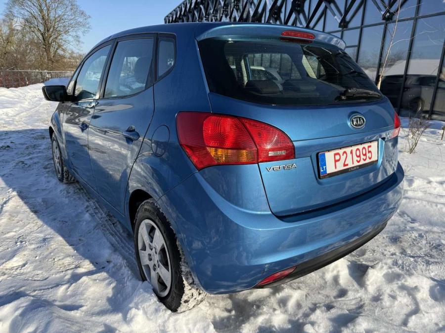 Zils Kia Venga 2011 Viļņa, ar dzinēja tilpumu 1.59 L un nobraukumu 52 tūkst. km par 6899 €, foto 6 vietnē AUTOMOTO.COM.LV