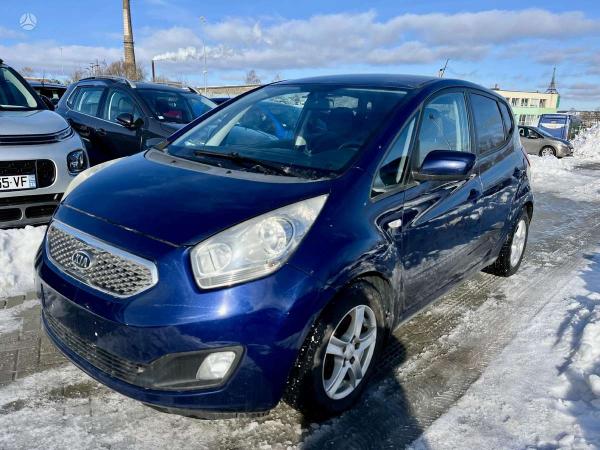 Blue Kia Venga 2011 in Taurage, with an engine capacity of 1.40 L and mileage of 300 thousand km for 1800 €, photo 3 on AUTOMOTO.COM.LV