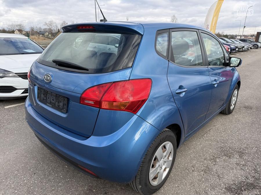 Blue Kia Venga 2011 in Vilnius, with an engine capacity of 1.60 L and mileage of 52 thousand km for 6250 €, photo 6 on AUTOMOTO.COM.LV