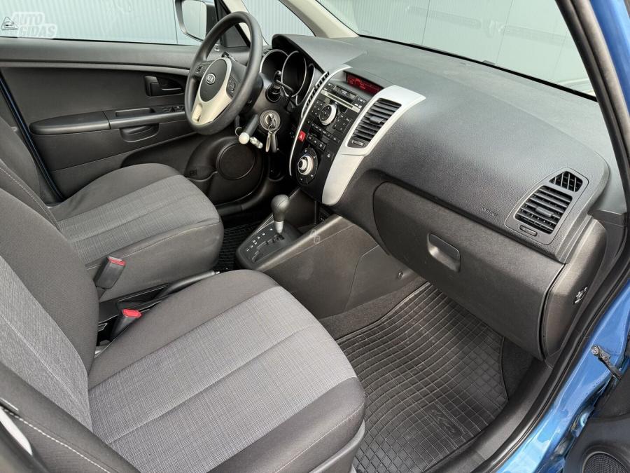 Blue Kia Venga 2011 in Vilnius, with an engine capacity of 1.60 L and mileage of 52 thousand km for 6250 €, photo 10 on AUTOMOTO.COM.LV
