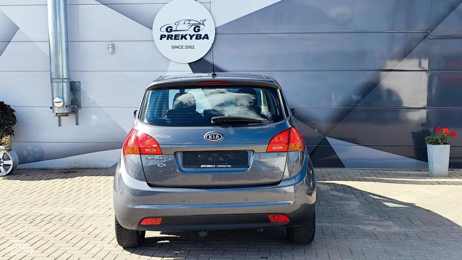 Grey Kia Venga 2010 in Ramuciai, with an engine capacity of 1.60 L and mileage of 121 thousand km for 4250 €, photo 9 on AUTOMOTO.COM.LV