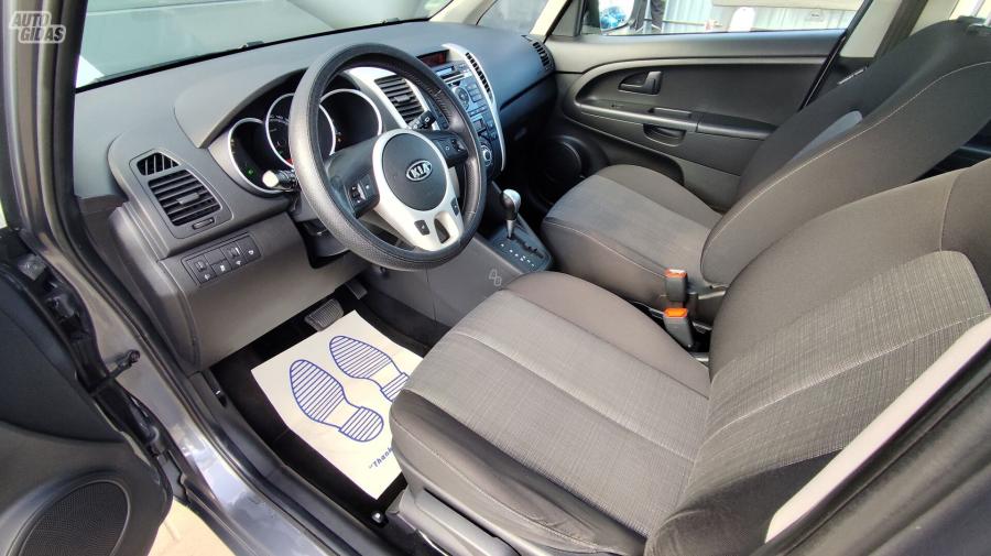 Grey Kia Venga 2010 in Ramuciai, with an engine capacity of 1.60 L and mileage of 121 thousand km for 4250 €, photo 18 on AUTOMOTO.COM.LV