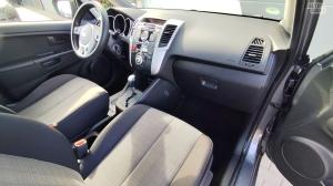Grey Kia Venga 2010 in Ramuciai, with an engine capacity of 1.60 L and mileage of 121 thousand km for 4250 €, photo 20 on AUTOMOTO.COM.LV
