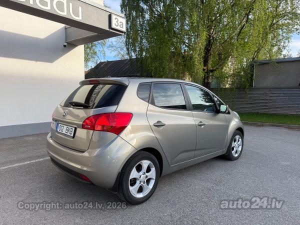 Pelēks Kia Venga 2013 Tartu, ar dzinēja tilpumu 1.60 L un nobraukumu 118 tūkst. km par 5250 €, foto 3 vietnē AUTOMOTO.COM.LV