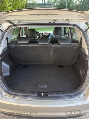 Pelēks Kia Venga 2013 Tartu, ar dzinēja tilpumu 1.60 L un nobraukumu 118 tūkst. km par 5250 €, foto 15 vietnē AUTOMOTO.COM.LV