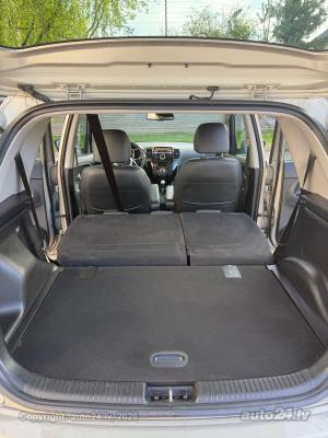Pelēks Kia Venga 2013 Tartu, ar dzinēja tilpumu 1.60 L un nobraukumu 118 tūkst. km par 5250 €, foto 16 vietnē AUTOMOTO.COM.LV