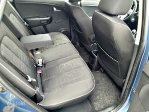 Kia Venga 2013 in Tallinn, with an engine capacity of 1.40 L and mileage of 204 thousand km for 3499 €, photo 14 on AUTOMOTO.COM.LV