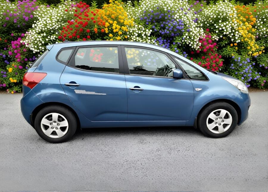 Kia Venga 2013 in Tallinn, with an engine capacity of 1.40 L and mileage of 204 thousand km for 3499 €, photo 23 on AUTOMOTO.COM.LV