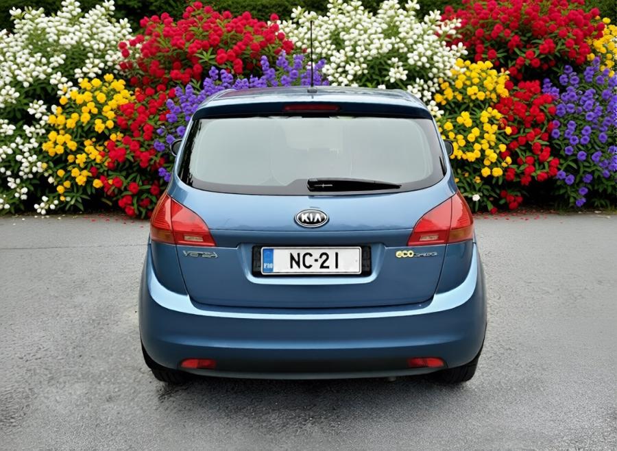 Kia Venga 2013 in Tallinn, with an engine capacity of 1.40 L and mileage of 204 thousand km for 3499 €, photo 25 on AUTOMOTO.COM.LV