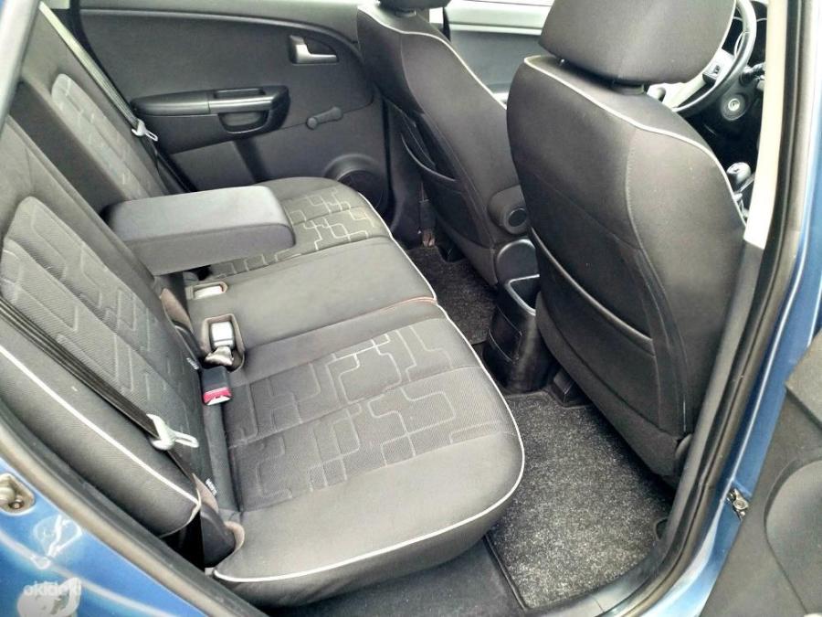 Kia Venga 2013 in Tallinn, with an engine capacity of 1.40 L and mileage of 204 thousand km for 3499 €, photo 29 on AUTOMOTO.COM.LV