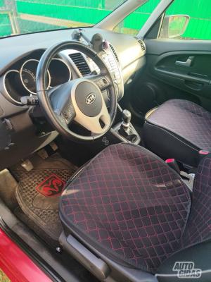Red Kia Venga 2011 in Vilnius, with an engine capacity of 1.40 L and mileage of 205 thousand km for 2000 €, photo 9 on AUTOMOTO.COM.LV