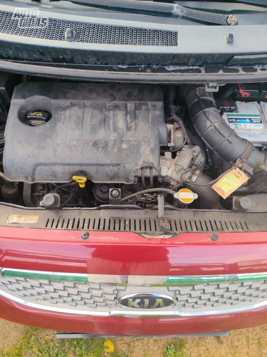 Red Kia Venga 2011 in Vilnius, with an engine capacity of 1.40 L and mileage of 205 thousand km for 2000 €, photo 12 on AUTOMOTO.COM.LV