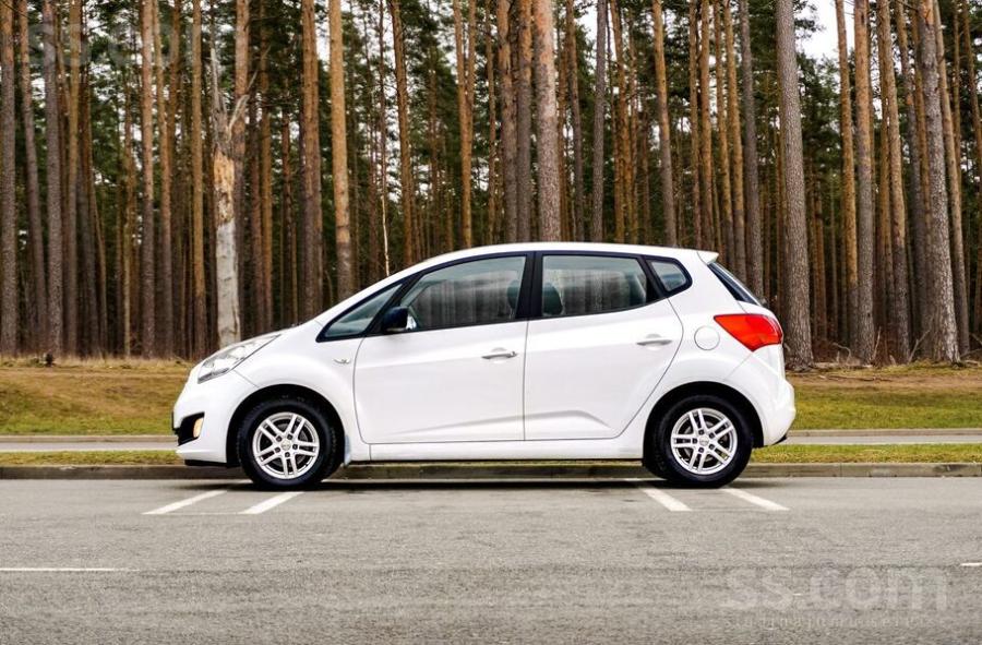 Balts Kia Venga 2011 Rīga, ar dzinēja tilpumu 1.40 L un nobraukumu 287 tūkst. km par 2990 €, foto 4 vietnē AUTOMOTO.COM.LV