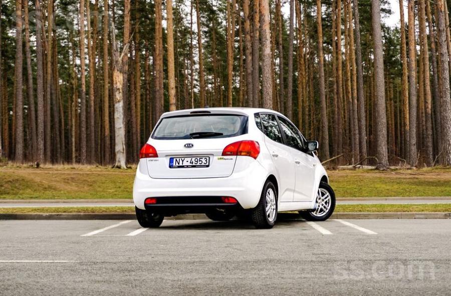 Balts Kia Venga 2011 Rīga, ar dzinēja tilpumu 1.40 L un nobraukumu 287 tūkst. km par 2990 €, foto 5 vietnē AUTOMOTO.COM.LV
