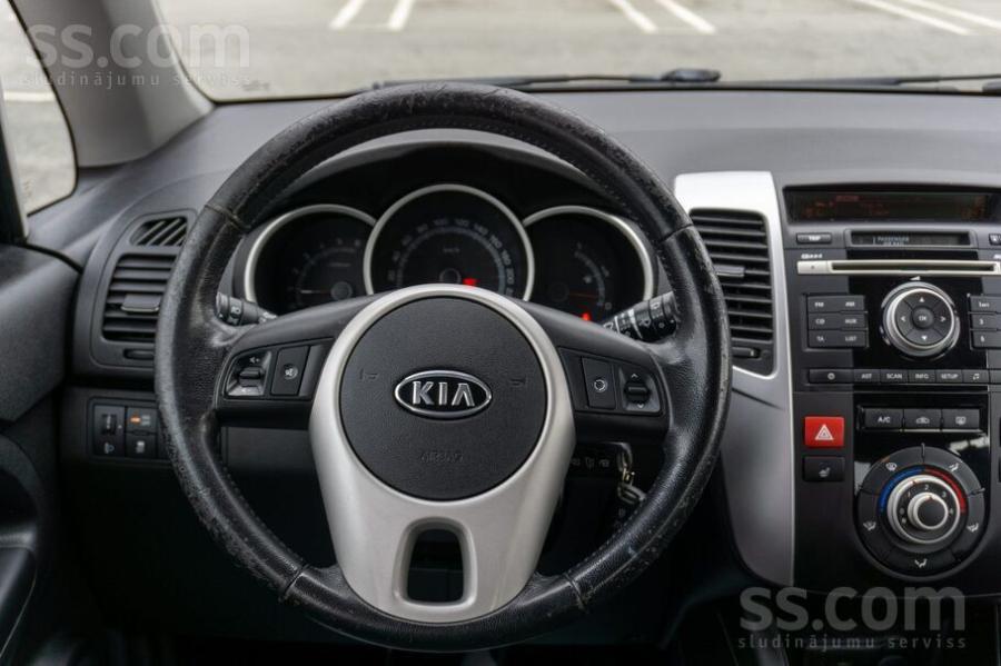 Balts Kia Venga 2011 Rīga, ar dzinēja tilpumu 1.40 L un nobraukumu 287 tūkst. km par 2490 €, foto 14 vietnē AUTOMOTO.COM.LV