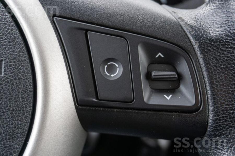 Balts Kia Venga 2011 Rīga, ar dzinēja tilpumu 1.40 L un nobraukumu 287 tūkst. km par 2490 €, foto 18 vietnē AUTOMOTO.COM.LV