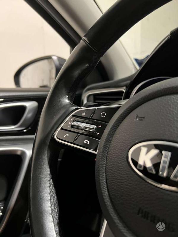 Black Kia XCeed 2020 in Klaipeda, with an engine capacity of 1.60 L and mileage of 186 thousand km for 13999 €, photo 10 on AUTOMOTO.COM.LV