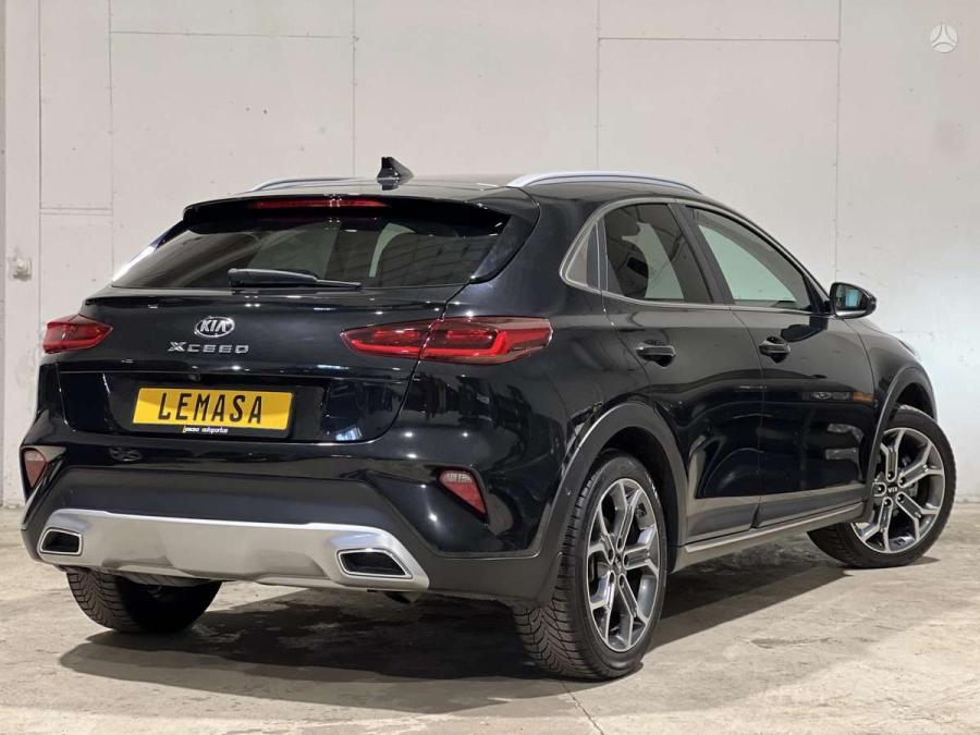 Melns Kia XCeed 2020 Klaipėda, ar dzinēja tilpumu 1.60 L un nobraukumu 186 tūkst. km par 13999 €, foto 18 vietnē AUTOMOTO.COM.LV