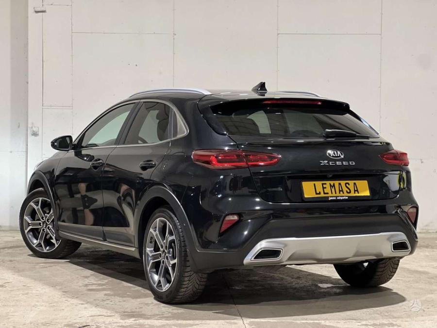 Melns Kia XCeed 2020 Klaipėda, ar dzinēja tilpumu 1.60 L un nobraukumu 186 tūkst. km par 13999 €, foto 22 vietnē AUTOMOTO.COM.LV