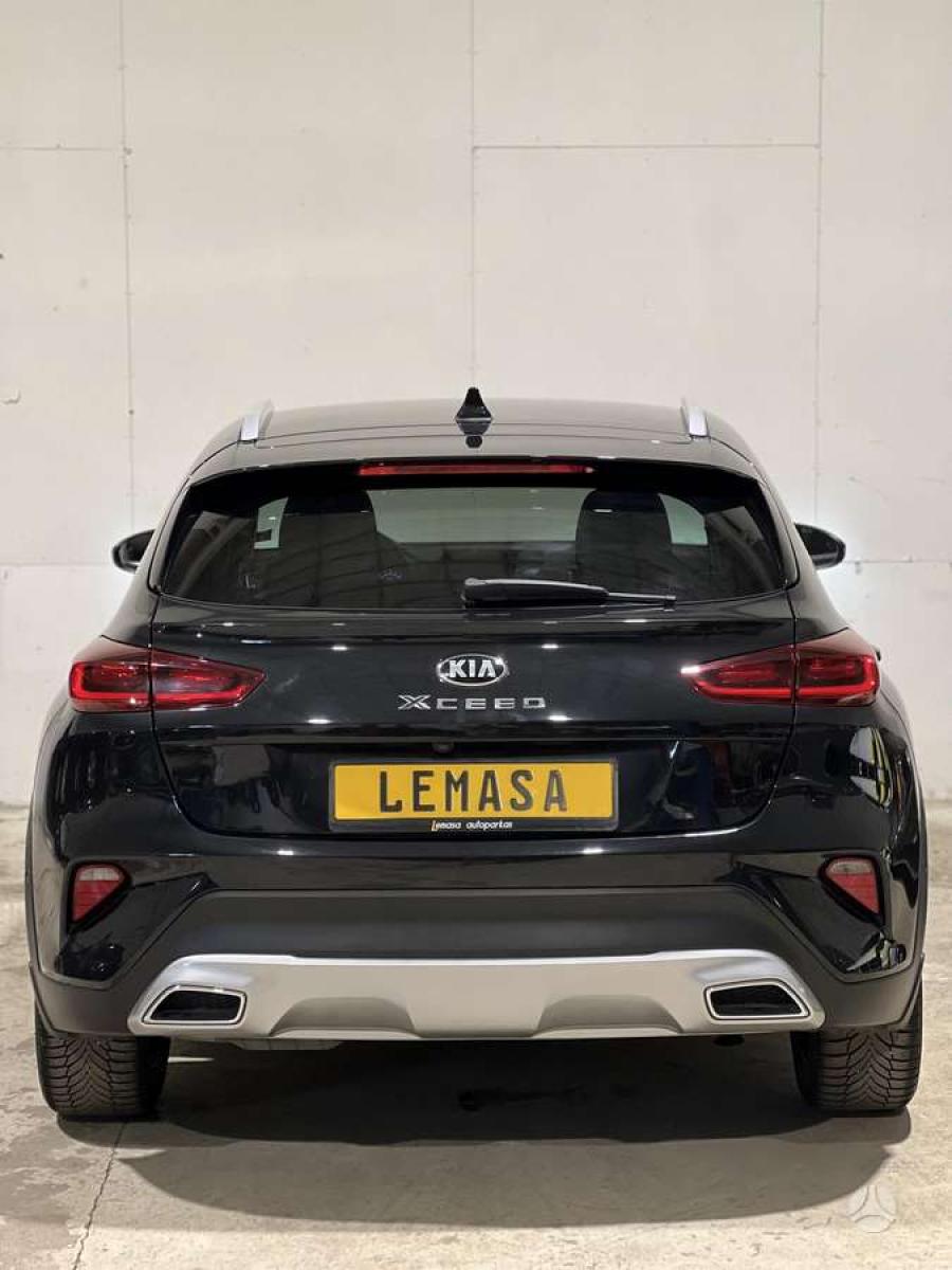 Melns Kia XCeed 2020 Klaipėda, ar dzinēja tilpumu 1.60 L un nobraukumu 186 tūkst. km par 13999 €, foto 26 vietnē AUTOMOTO.COM.LV