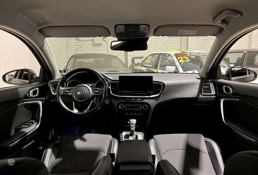 Melns Kia XCeed 2020 Klaipėda, ar dzinēja tilpumu 1.60 L un nobraukumu 186 tūkst. km par 13999 €, foto 27 vietnē AUTOMOTO.COM.LV