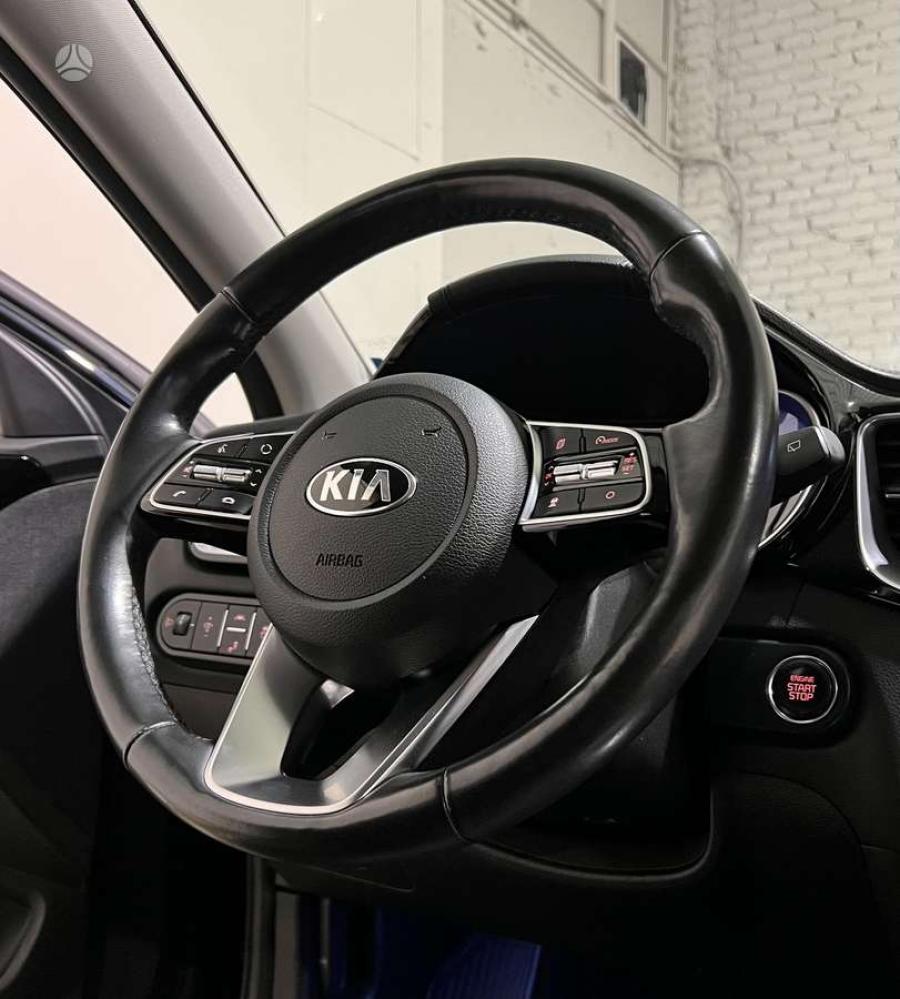 Melns Kia XCeed 2020 Klaipėda, ar dzinēja tilpumu 1.60 L un nobraukumu 186 tūkst. km par 13999 €, foto 28 vietnē AUTOMOTO.COM.LV