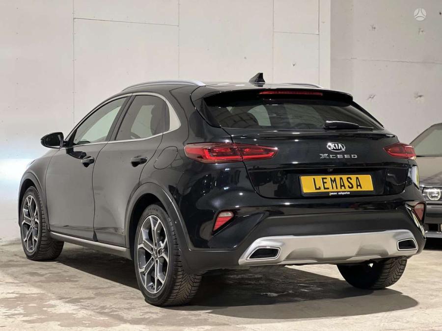 Melns Kia XCeed 2020 Klaipėda, ar dzinēja tilpumu 1.60 L un nobraukumu 186 tūkst. km par 13999 €, foto 29 vietnē AUTOMOTO.COM.LV