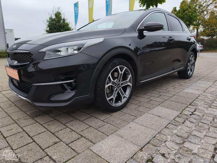 Melns Kia XCeed 2021 Kauņa, ar dzinēja tilpumu 1.60 L un nobraukumu 36 tūkst. km par 26925 €, foto 1 vietnē AUTOMOTO.COM.LV