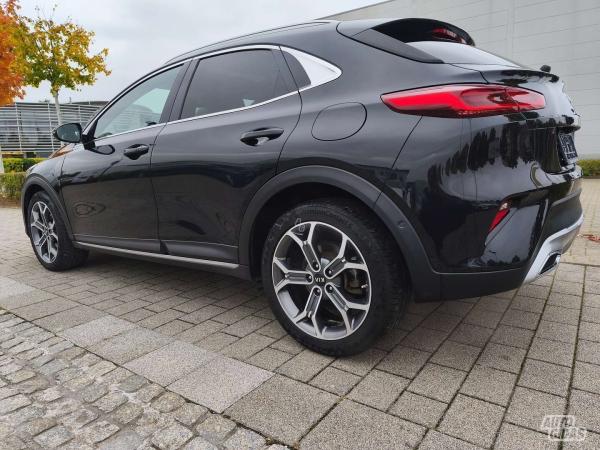 Black Kia XCeed 2021 in Kaunas, with an engine capacity of 1.60 L and mileage of 36 thousand km for 26925 €, photo 6 on AUTOMOTO.COM.LV