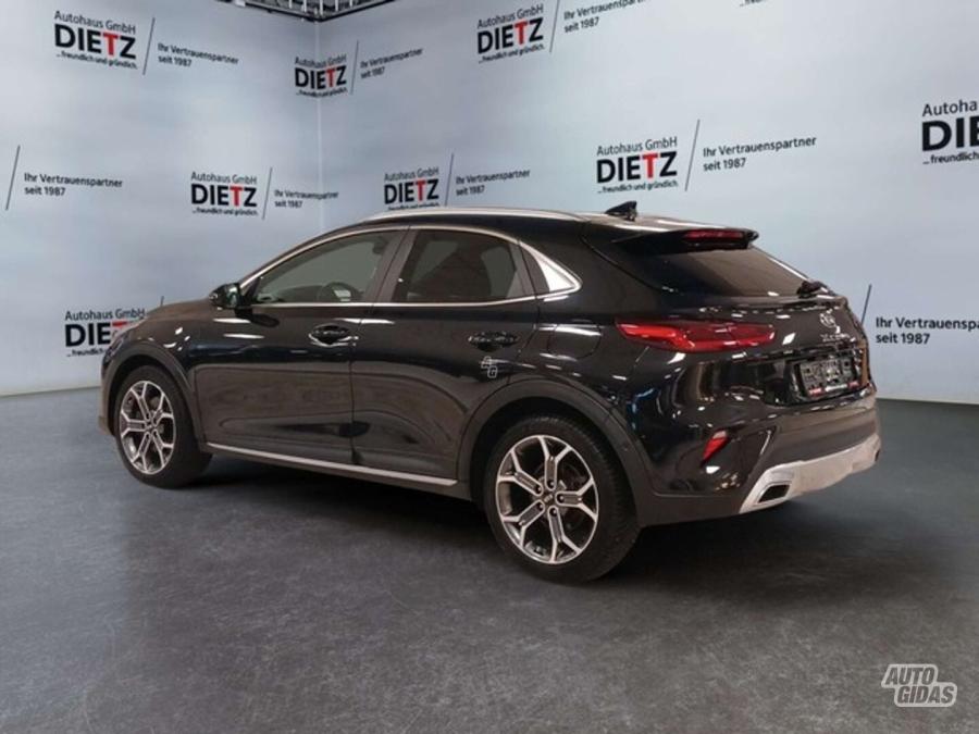 Black Kia XCeed 2021 in Kaunas, with an engine capacity of 1.60 L and mileage of 99 thousand km for 23306 €, photo 6 on AUTOMOTO.COM.LV