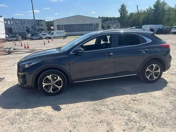 Melns Kia XCeed 2021 Marijampole, ar dzinēja tilpumu 1.58 L un nobraukumu 110 tūkst. km par 16900 €, foto 4 vietnē AUTOMOTO.COM.LV