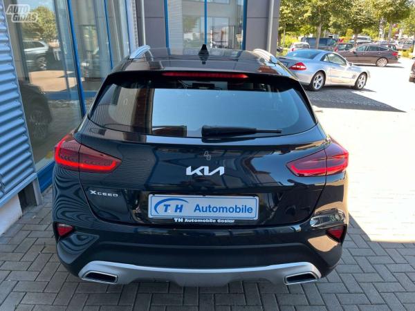 Black Kia XCeed 2022 in Kaunas, with an engine capacity of 1.60 L and mileage of 55 thousand km for 21834 €, photo 5 on AUTOMOTO.COM.LV