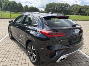 Black Kia XCeed 2022 in Marijampole, with an engine capacity of 1.58 L and mileage of 93 thousand km for 17600 €, photo 9 on AUTOMOTO.COM.LV