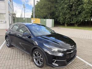 Black Kia XCeed 2022 in Marijampole, with an engine capacity of 1.58 L and mileage of 93 thousand km for 17600 €, photo 14 on AUTOMOTO.COM.LV