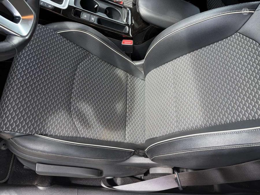 Black Kia XCeed 2022 in Marijampole, with an engine capacity of 1.58 L and mileage of 93 thousand km for 17600 €, photo 17 on AUTOMOTO.COM.LV