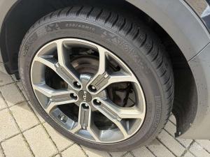 Black Kia XCeed 2022 in Marijampole, with an engine capacity of 1.58 L and mileage of 93 thousand km for 17600 €, photo 40 on AUTOMOTO.COM.LV