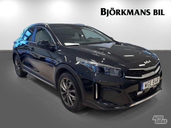 Black Kia XCeed 2023 in Kaunas, with an engine capacity of 0.00 L and mileage of 52 thousand km for 28170 €, photo 3 on AUTOMOTO.COM.LV