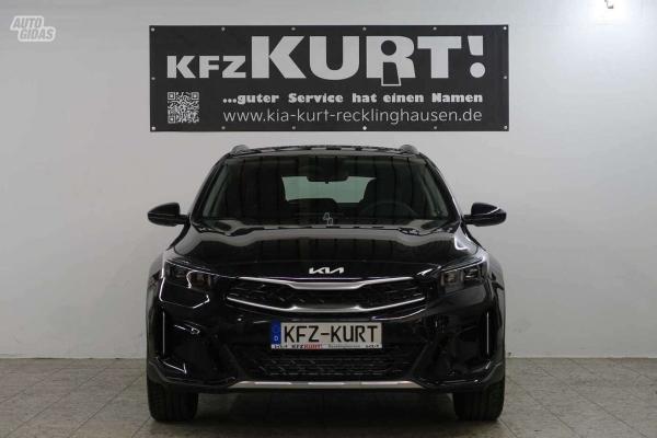 Black Kia XCeed 2024 in Kaunas, with an engine capacity of 1.00 L and mileage of 11 thousand km for 22390 €, photo 2 on AUTOMOTO.COM.LV