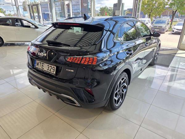 Черный Киа XCeed 2023 в Каунас, объемом двигателя 1.50 л и пробегом 33 тыс. км за 24990 €, фото 4 на AUTOMOTO.COM.LV