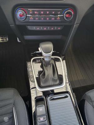 Black Kia XCeed 2023 in Kaunas, with an engine capacity of 1.50 L and mileage of 33 thousand km for 24990 €, photo 7 on AUTOMOTO.COM.LV