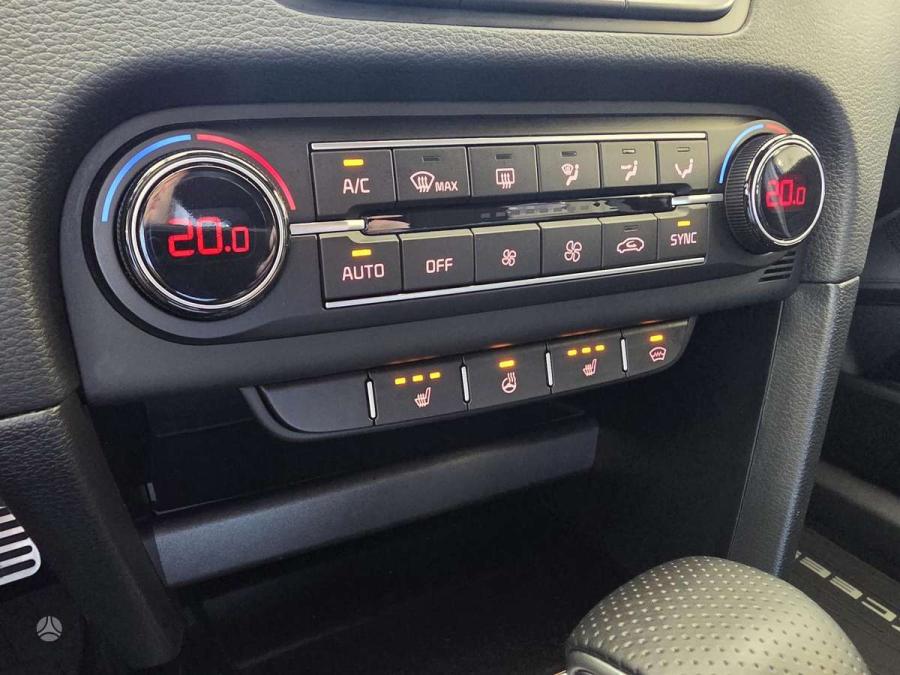 Black Kia XCeed 2023 in Kaunas, with an engine capacity of 1.50 L and mileage of 33 thousand km for 24990 €, photo 9 on AUTOMOTO.COM.LV
