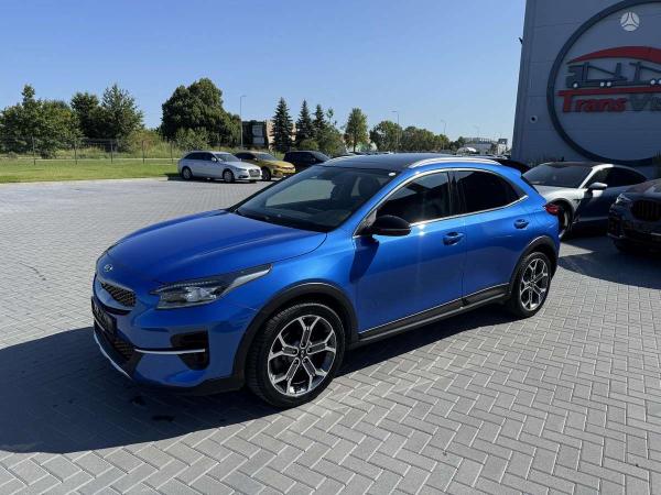 Синий Киа XCeed 2020 в Тельшяй, объемом двигателя 1.60 л и пробегом 157 тыс. км за 11800 €, фото 2 на AUTOMOTO.COM.LV