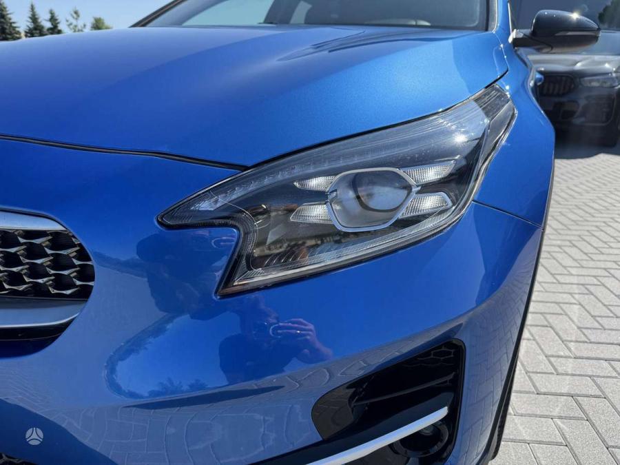 Blue Kia XCeed 2020 in Telschi, with an engine capacity of 1.60 L and mileage of 157 thousand km for 11800 €, photo 11 on AUTOMOTO.COM.LV