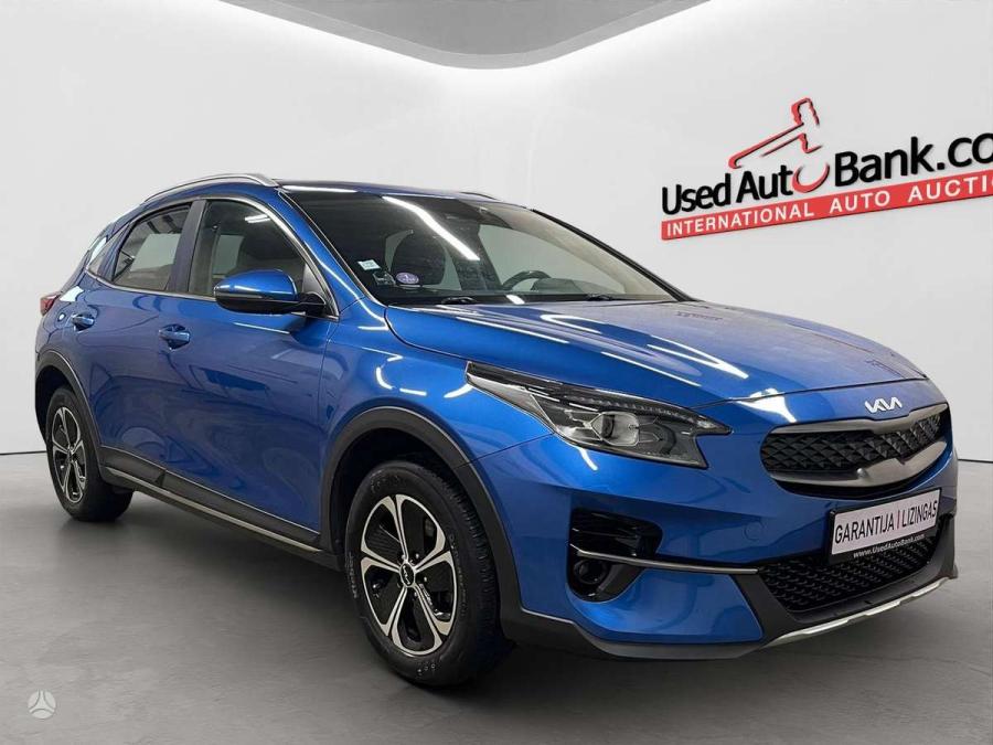 Blue Kia XCeed 2021 in Marijampole, with an engine capacity of 1.58 L and mileage of 144 thousand km for 15246 €, photo 3 on AUTOMOTO.COM.LV