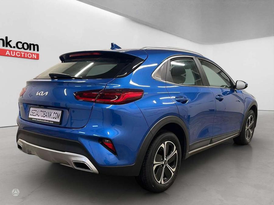 Blue Kia XCeed 2021 in Marijampole, with an engine capacity of 1.58 L and mileage of 144 thousand km for 15246 €, photo 4 on AUTOMOTO.COM.LV