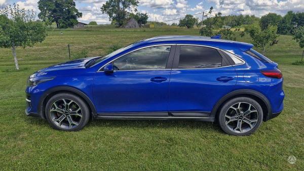 Zils Kia XCeed 2021 Viļņa, ar dzinēja tilpumu 1.48 L un nobraukumu 97 tūkst. km par 18900 €, foto 1 vietnē AUTOMOTO.COM.LV