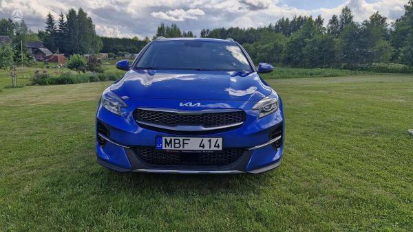 Zils Kia XCeed 2021 Viļņa, ar dzinēja tilpumu 1.48 L un nobraukumu 97 tūkst. km par 18900 €, foto 4 vietnē AUTOMOTO.COM.LV